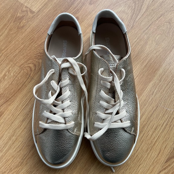 Soludos | Shoes | Nwot Soludos Pale Gold Low Top Ibiza Leather Sneakers ...